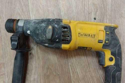 Перфоратор dewalt d25133 598 (999)