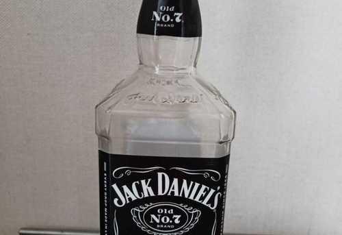 Бутылка jack daniels пустая
