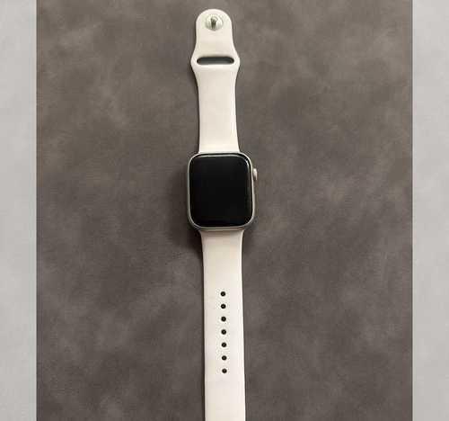 Apple Watch Series 8 45mm aluminum