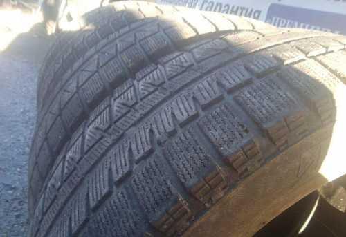 Bridgestone Blizzak Revo GZ 215/55 R16 93S
