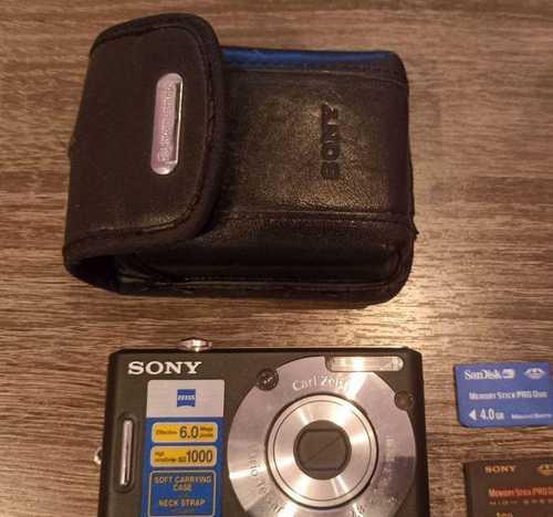 Цифровой фотоаппарат Sony cyber shot dsc w40