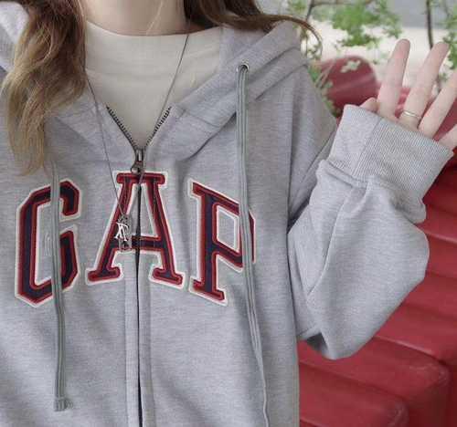 Толстовка зип GAP