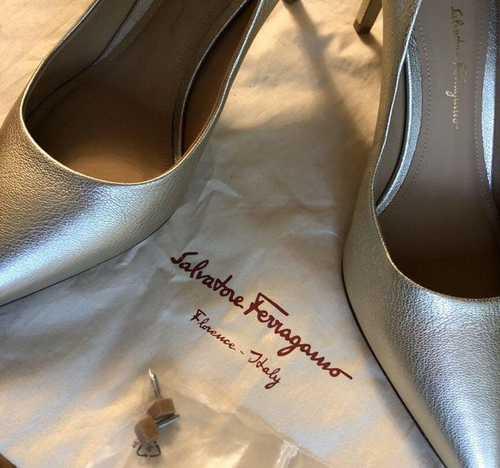 Туфли salvatore ferragamo