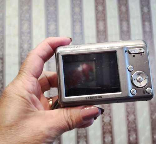 Компактный фотоаппарат samsung,nicon