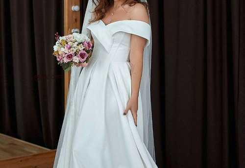 Свадебное платье атлас 42 44