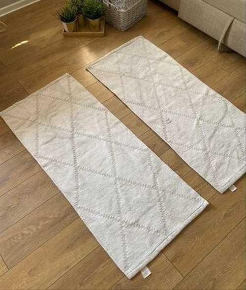Два коврика H&M
