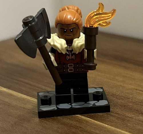 Lego minifigures dungeons dragons варвар Castle