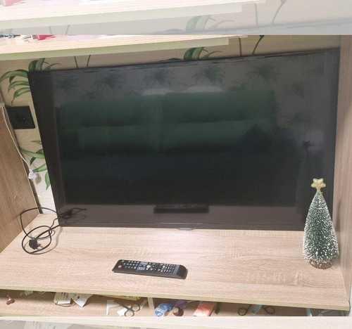 Телевизор SMART tv Samsung 42"