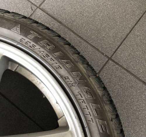Nokian Tyres Hakkapeliitta R2 2.25/4.5 R18