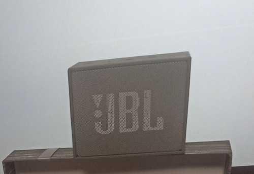 Колонка jbl Go