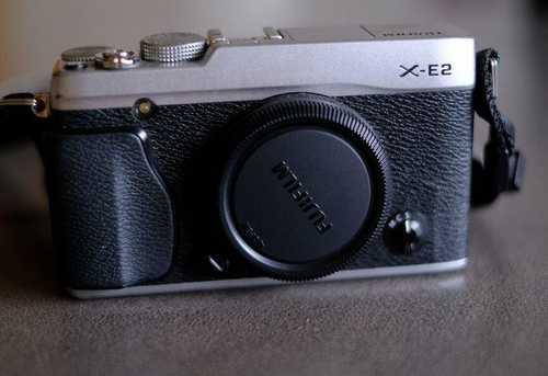 Продам фотокамеру Fuji X-E2