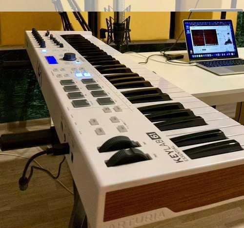 Midi клавиатура arturia keylab essential 61