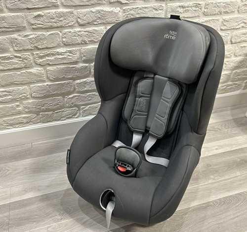 Автомобильное кресло britax romer trifix 2 i size