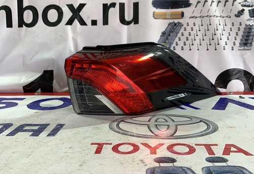 Задний правый фонарь Toyota Rav 4 XA50