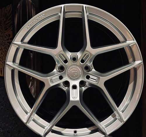 Новые диски R20 5x114.3 Titan Forged