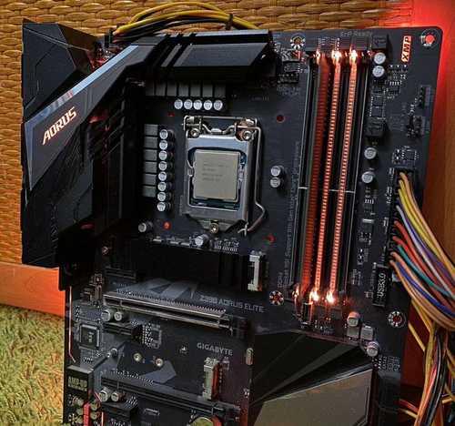 Комплект aorus Z390 elite + i5 9600k