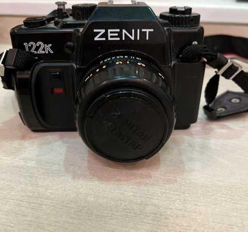 Пленочный фотоаппарат Zenit 122K