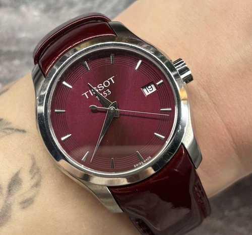 Часы наручные женские tissot couturier