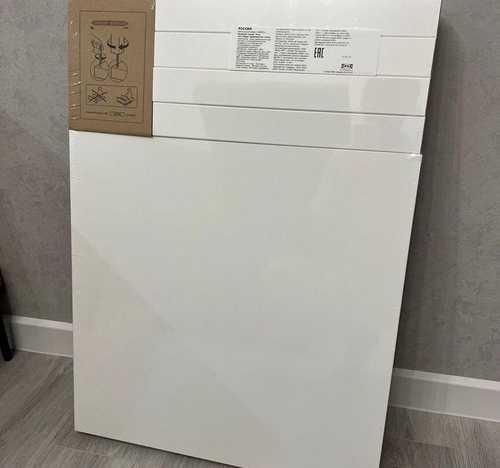 Придиванный столик IKEA