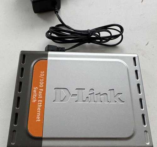 Сетевой коммутатор d-link 1005D