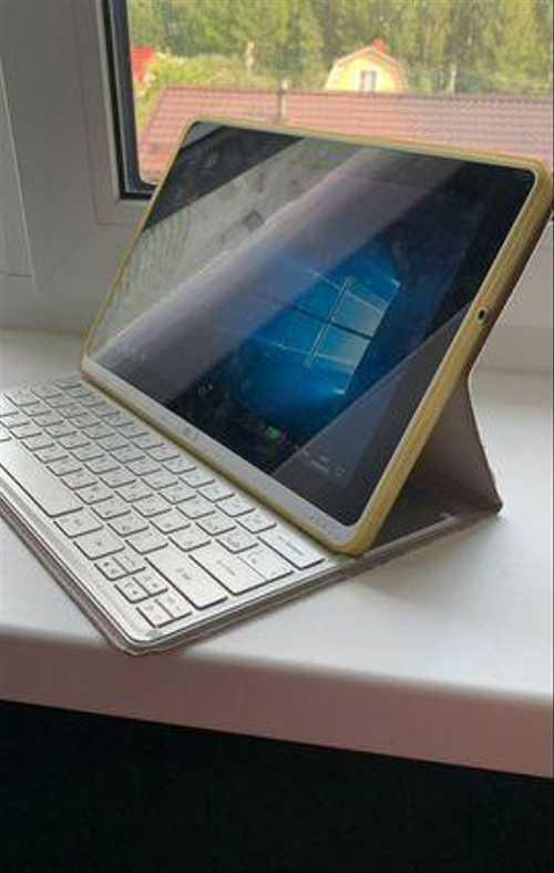 Acer Iconia W701