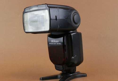 Nikon speedlight sb 900 (id 25783)