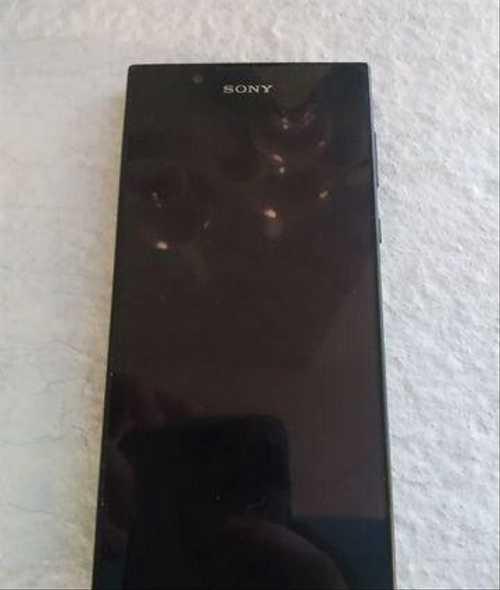 Продам смартфон Sony Xperia L1