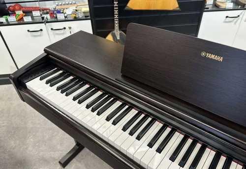 Пианино yamaha Сlаvinоva