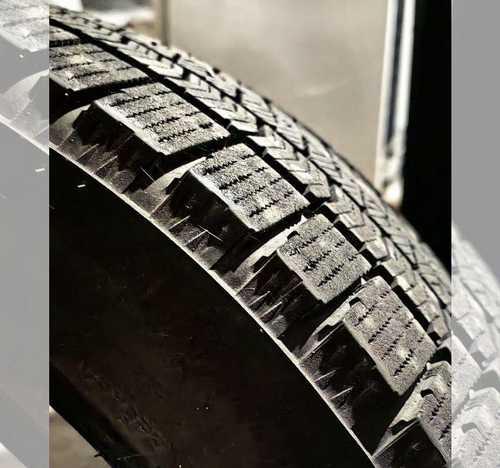Bridgestone 613V 205/50 R17