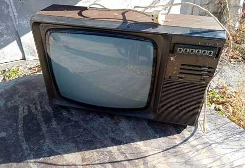 Телевизор Изумруд-308