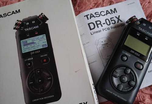 Аудиорекордер tascam DR-05X