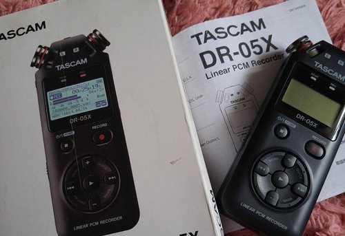 Аудиорекордер tascam DR-05X