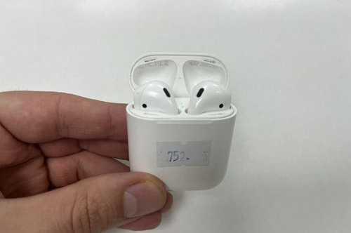 Apple AirPods 2