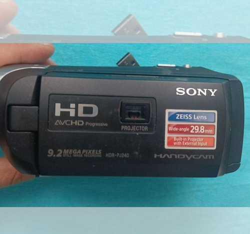 Видеокамера Sony HDR-PJ240E