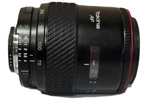 Tokina AF 70-210mm 4-5.6