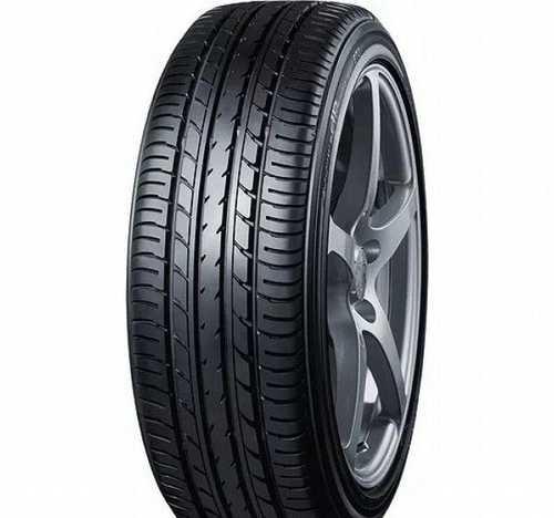 Yokohama BluEarth E70BZ 215/55 R17
