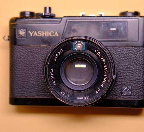 Пленочная камера Yashika 35 electro