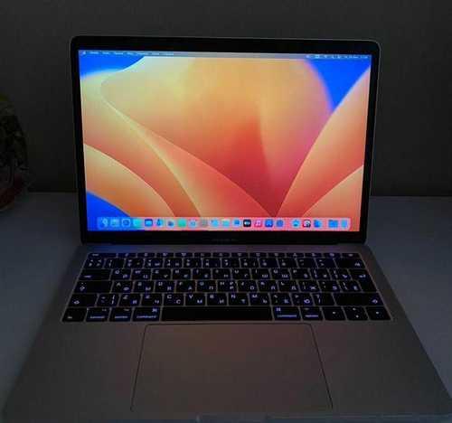 Macbook pro 13 2017 A1708 8/128gb