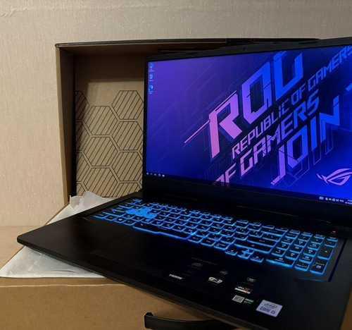 Asus tuf f17 120hz i5 GTX 1650ti 16/512
