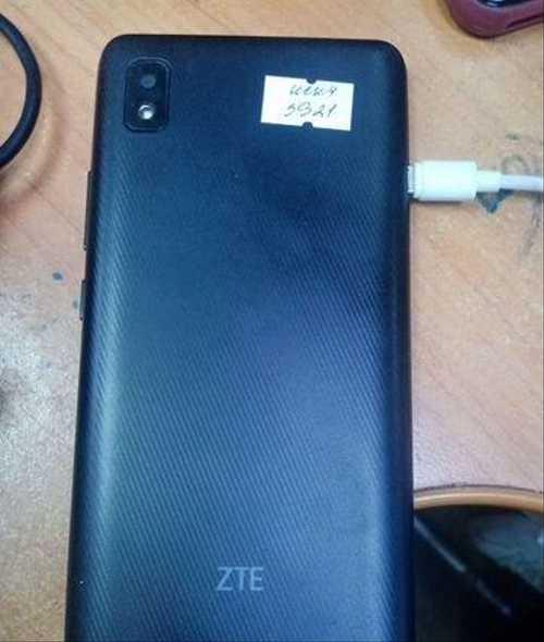 Мобильные телефоны ZTE Blade L210RU