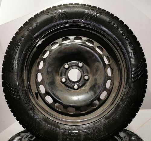 Колеса Skoda Yeti 215/60 R16 Ikon Tyres