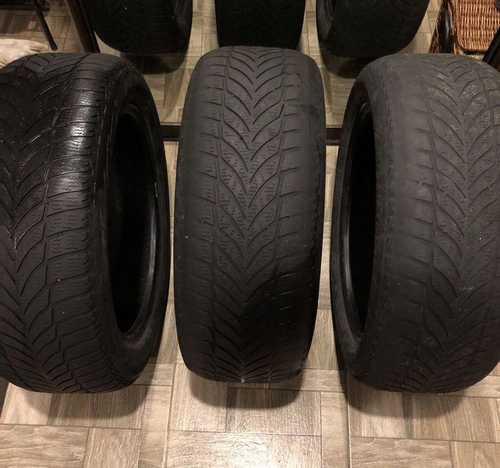 Goodyear UltraGrip Ice 2 215/55 R17