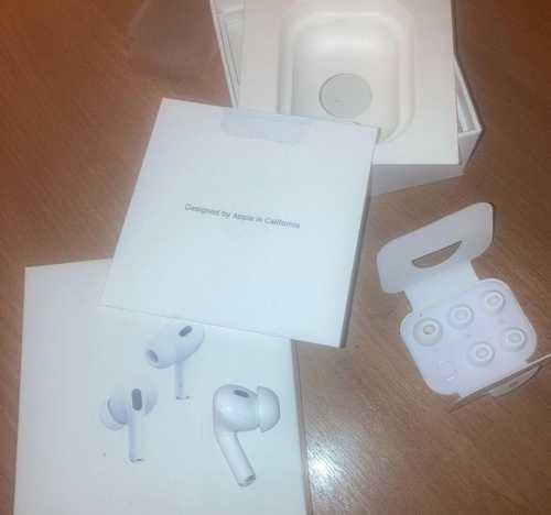 Левый наушник airpods pro 2