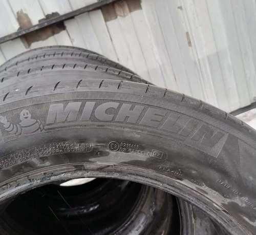 Michelin Defender 225/60 R18