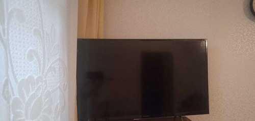 Телевизор на запчасти Sony 32w705C