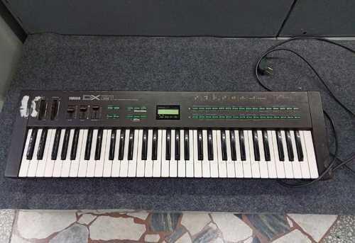 Синтезатор Yamaha DX21