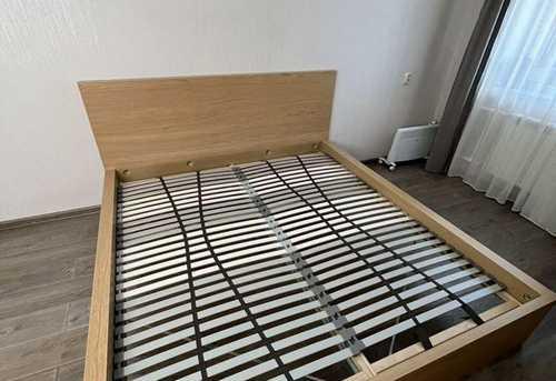 Кровать двухспальная IKEA Malm 180x200