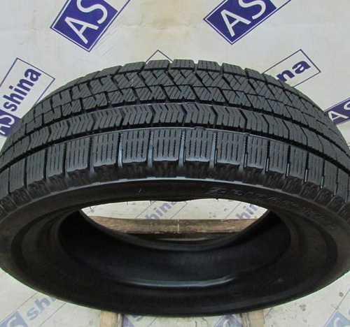 Bridgestone Blizzak VRX2 205/60 R16 117D