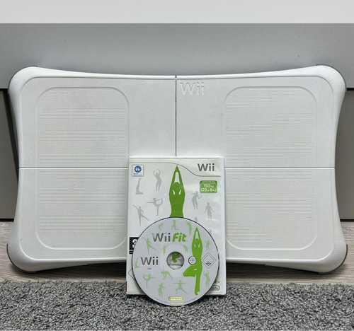 Wii Balance Board + Wii Fit Nintendo Wii