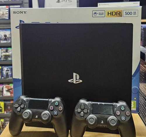 Sony PS4 pro 1TB   два геймпада 610 игр